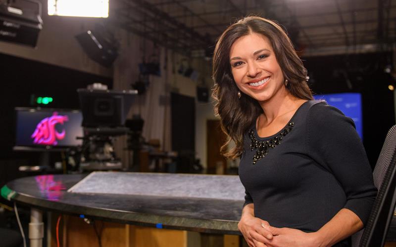 Ana Cabrera measurements, net worth, nickname, height, weight and bra size