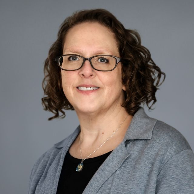 Elizabeth Allen measurements, net worth, nickname, height, weight and ...